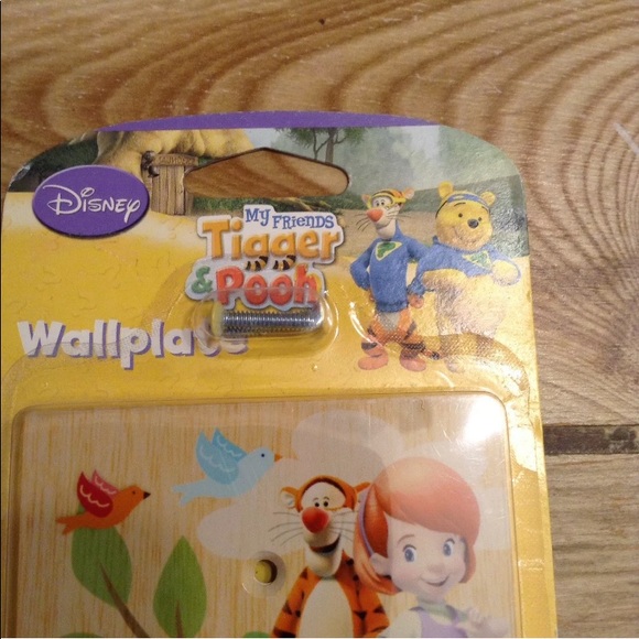 Disney | Accents | My Friends Tigger Pooh Wallplate Single Switch ...